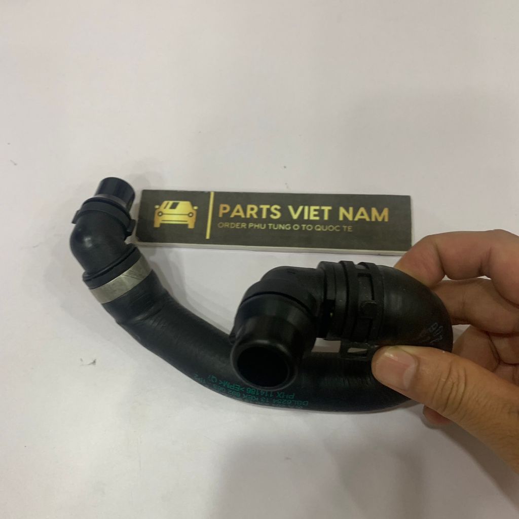 Ống dẫn nước dàn sưởi đường vào Mercedes W204 C200, C250, C300, W212 ...