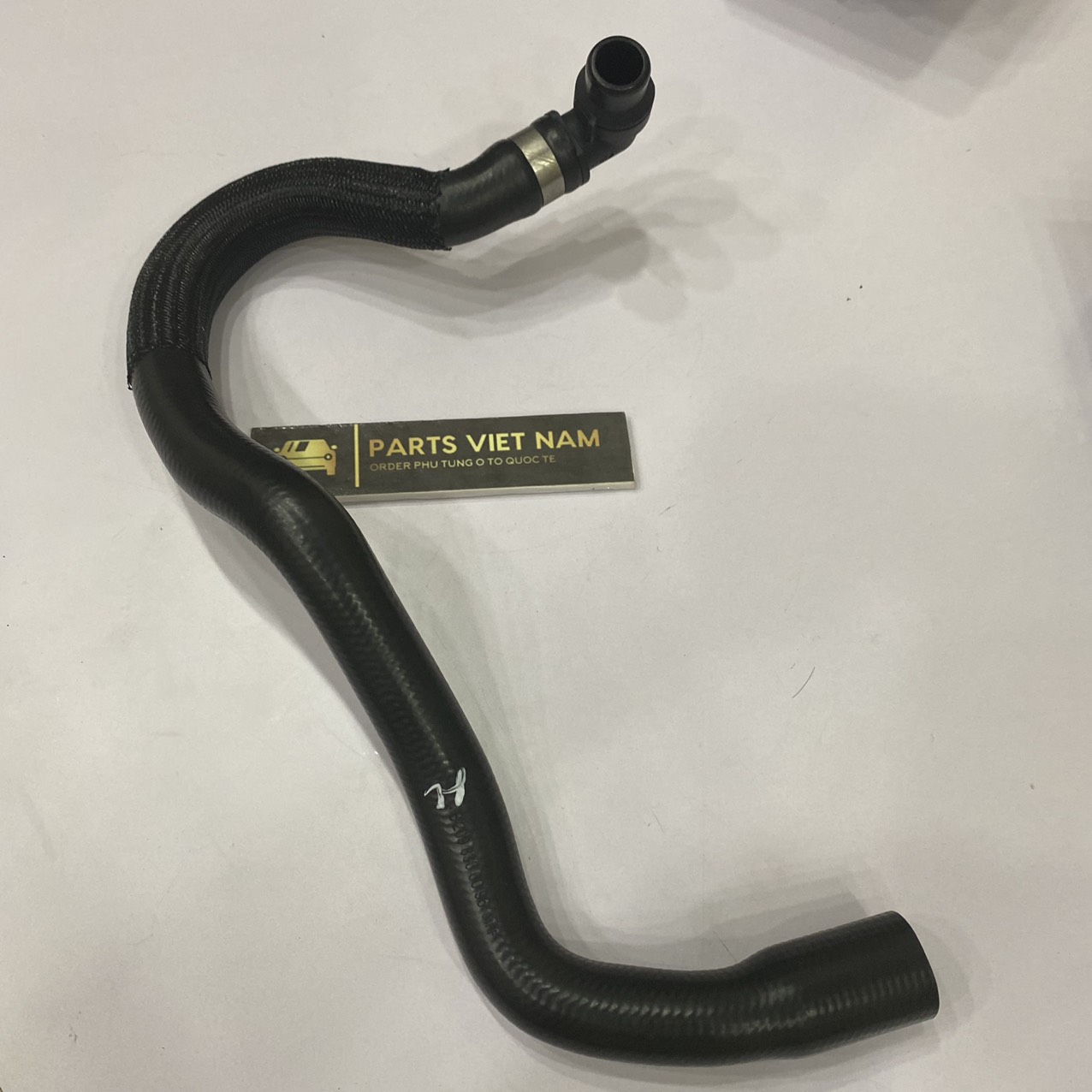 Ống nước vào dàn sưởi Mercedes W212 E200, E250, E300, E350, W204 C350 ...