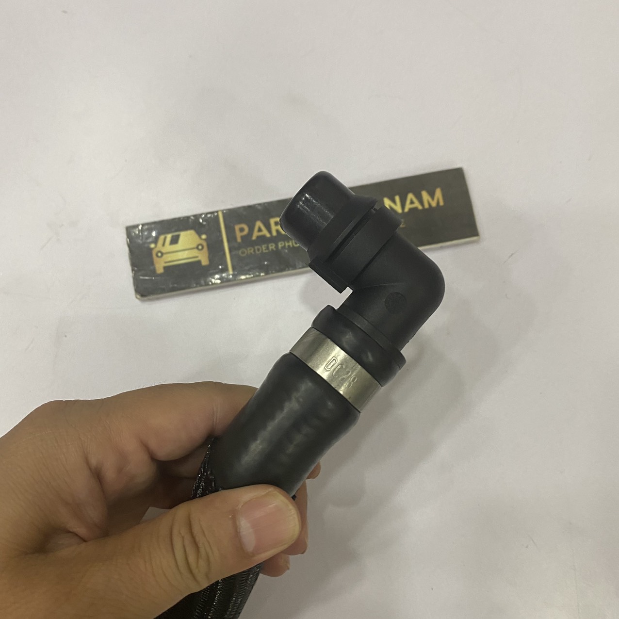 Ống nước vào dàn sưởi Mercedes W212 E200, E250, E300, E350, W204 C350 ...