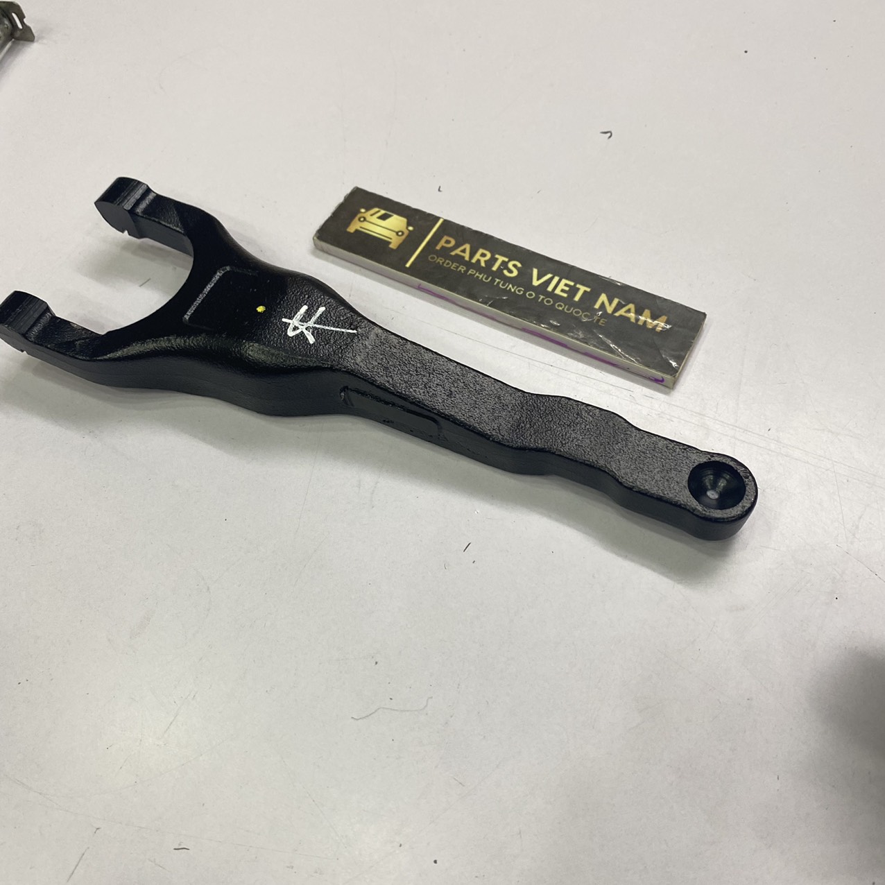 Càng cua số sàn, càng đẩy bi tê Toyota Fortuner, Hilux máy dầu 2GD đời ...