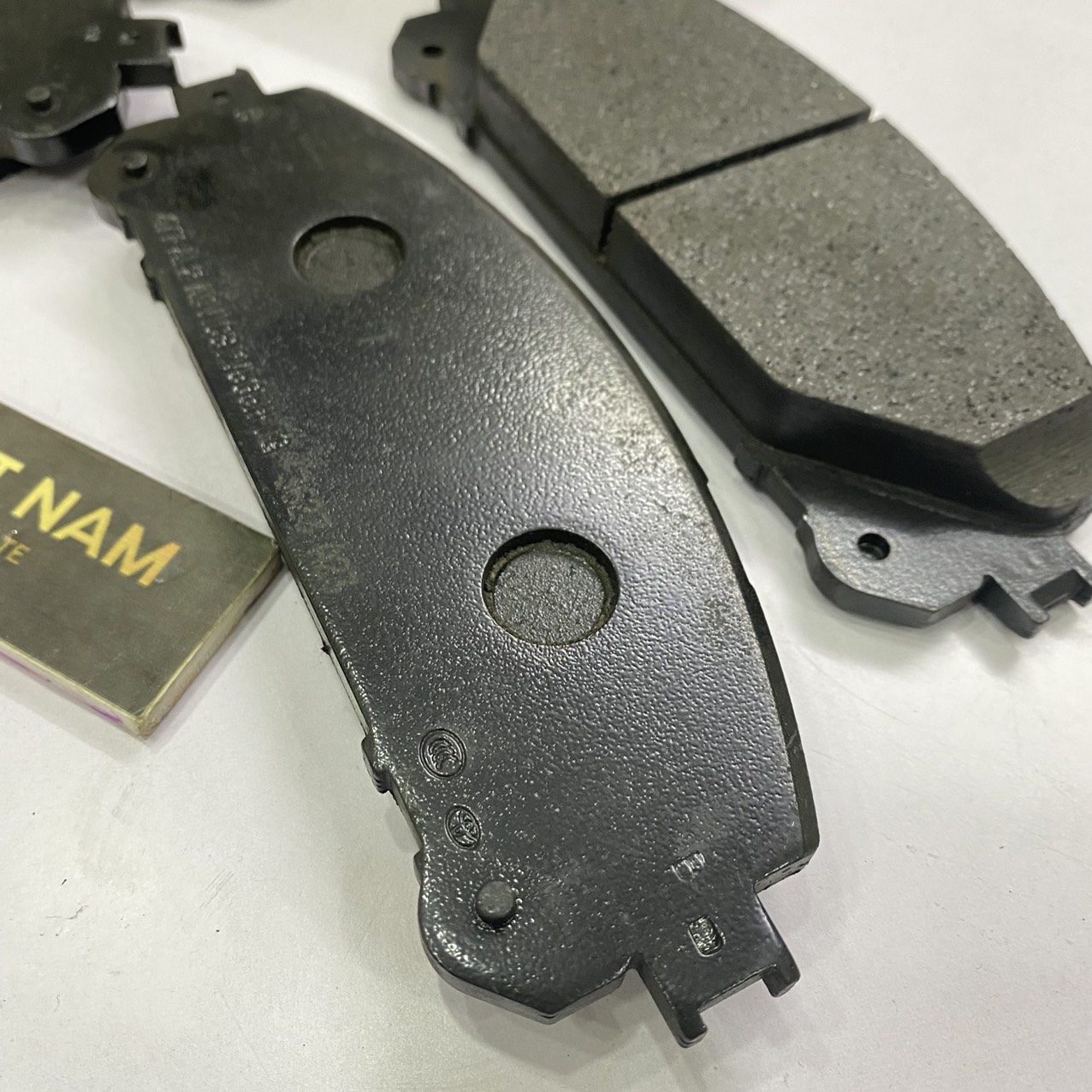 Má phanh trước Toyota Highlander đời 2009 - 2015. Hàng chính hãng. Mã ...