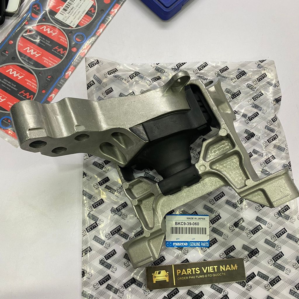 Chân đầu máy, chân thủy lực Mazda 2 và Mazda 3 động cơ 1.5 đời 2015 ...