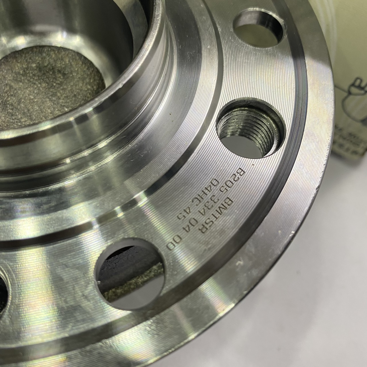 Cụm bi moay ơ trước Mercedes W205 C200, C250, C300, C350, C63 AMG đời ...