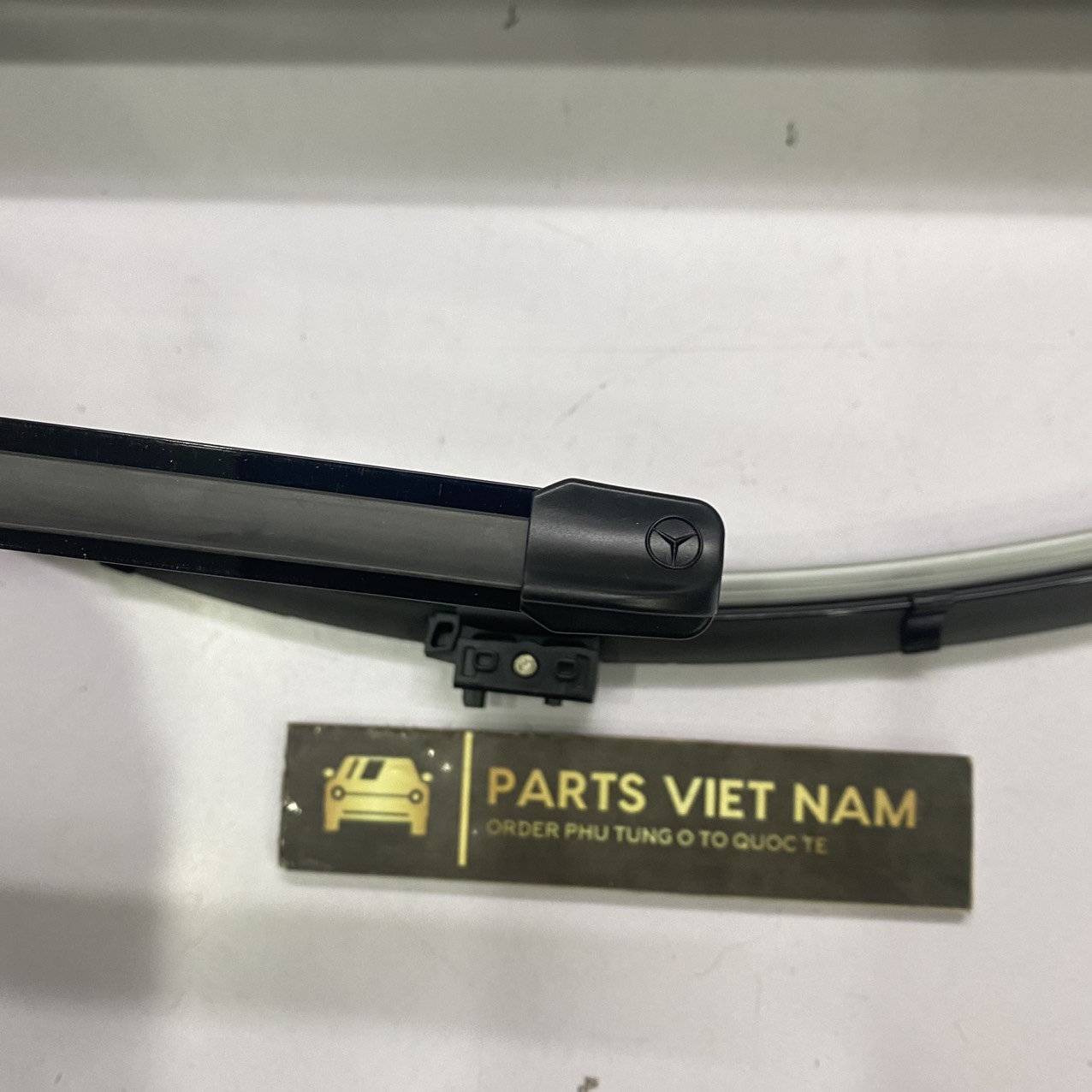 Chổi gạt mưa Mercedes W213 E200, E220, E250, E300, E350, E400 đời 2016 ...