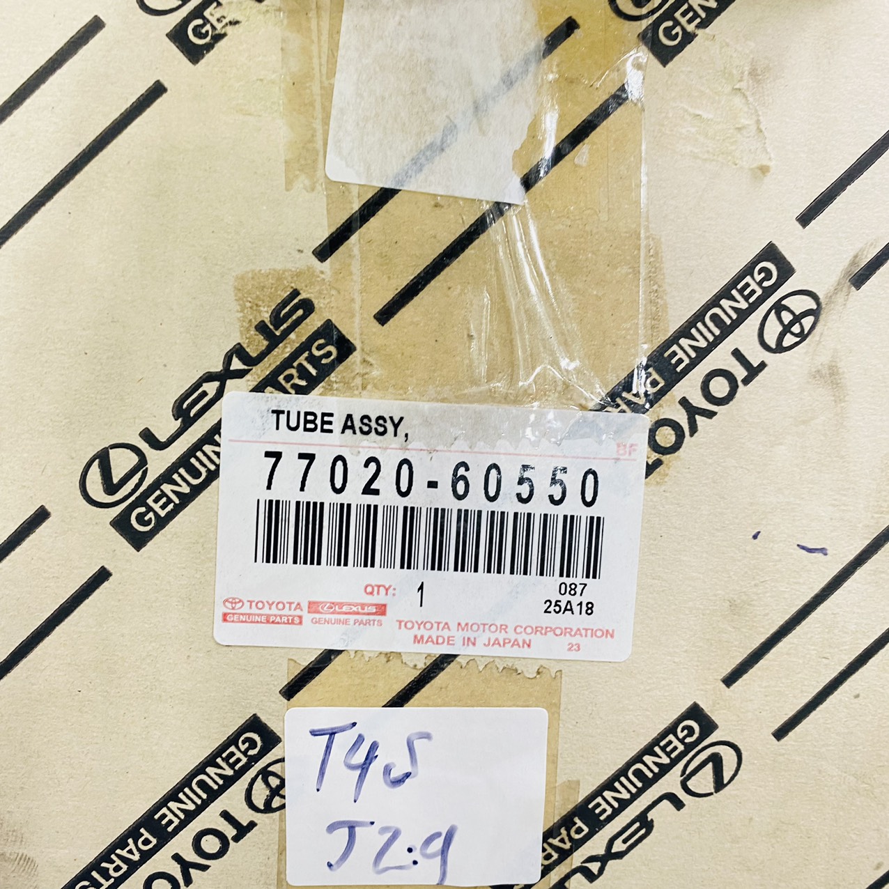 Cụm bơm xăng Lexus LX450D, LX460, LX570 có ống thông hơi động cơ 1UR ...