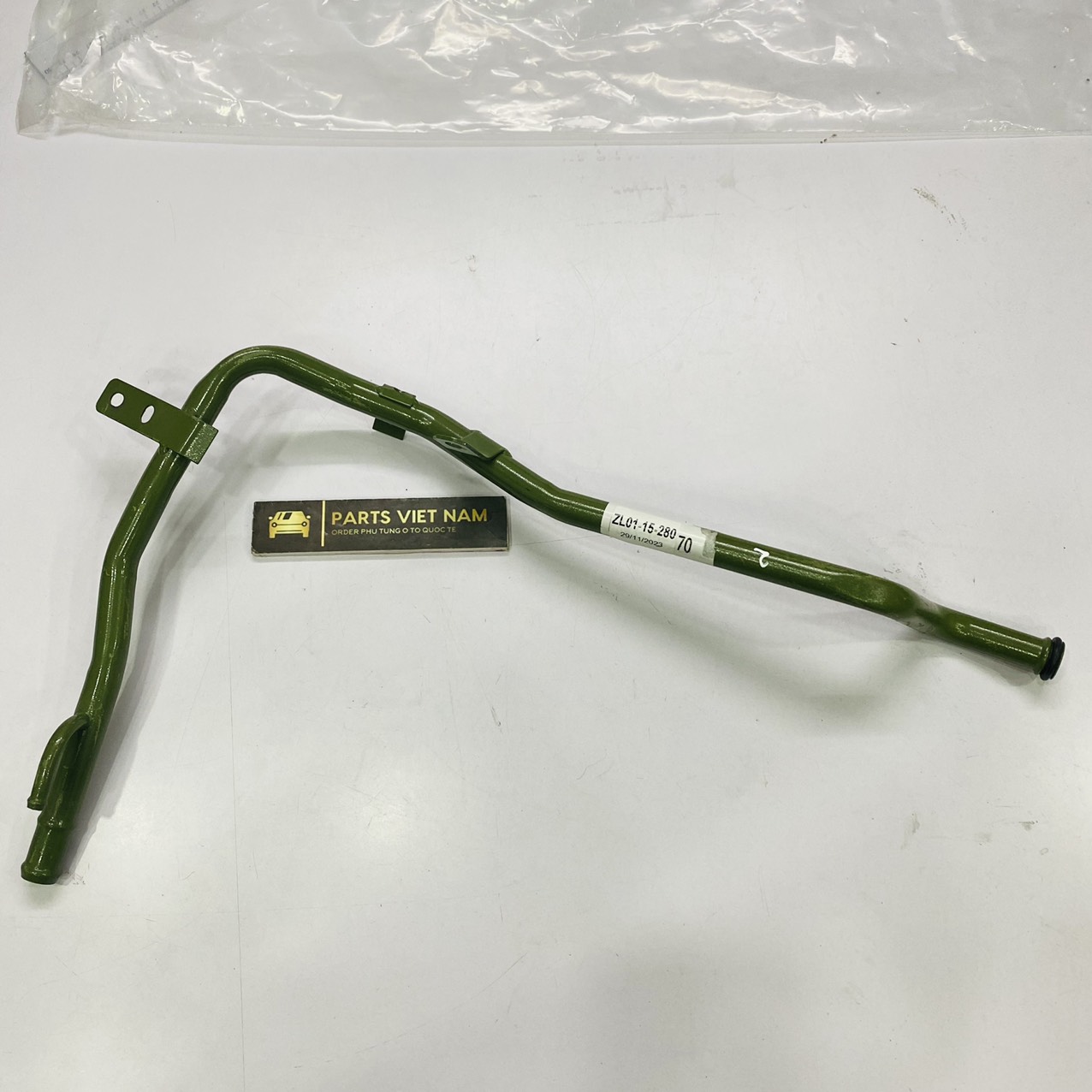 Ống nước nóng sắt Mazda 323 đời 2001 - 2005. Hàng Taiwan. ZL01-15-280 ...