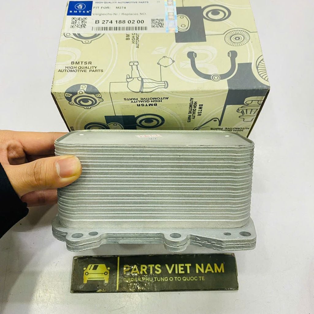 Két sinh hàn hay két làm máy dầu động cơ Mercedes W205, W213, W253 ...