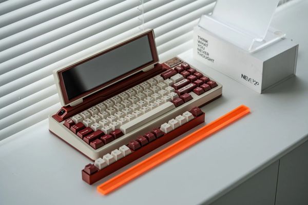 Retro70&84 Keyboard Kit – The Keebs Store