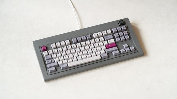 Model OLED Keyboard Kit – The Keebs Store