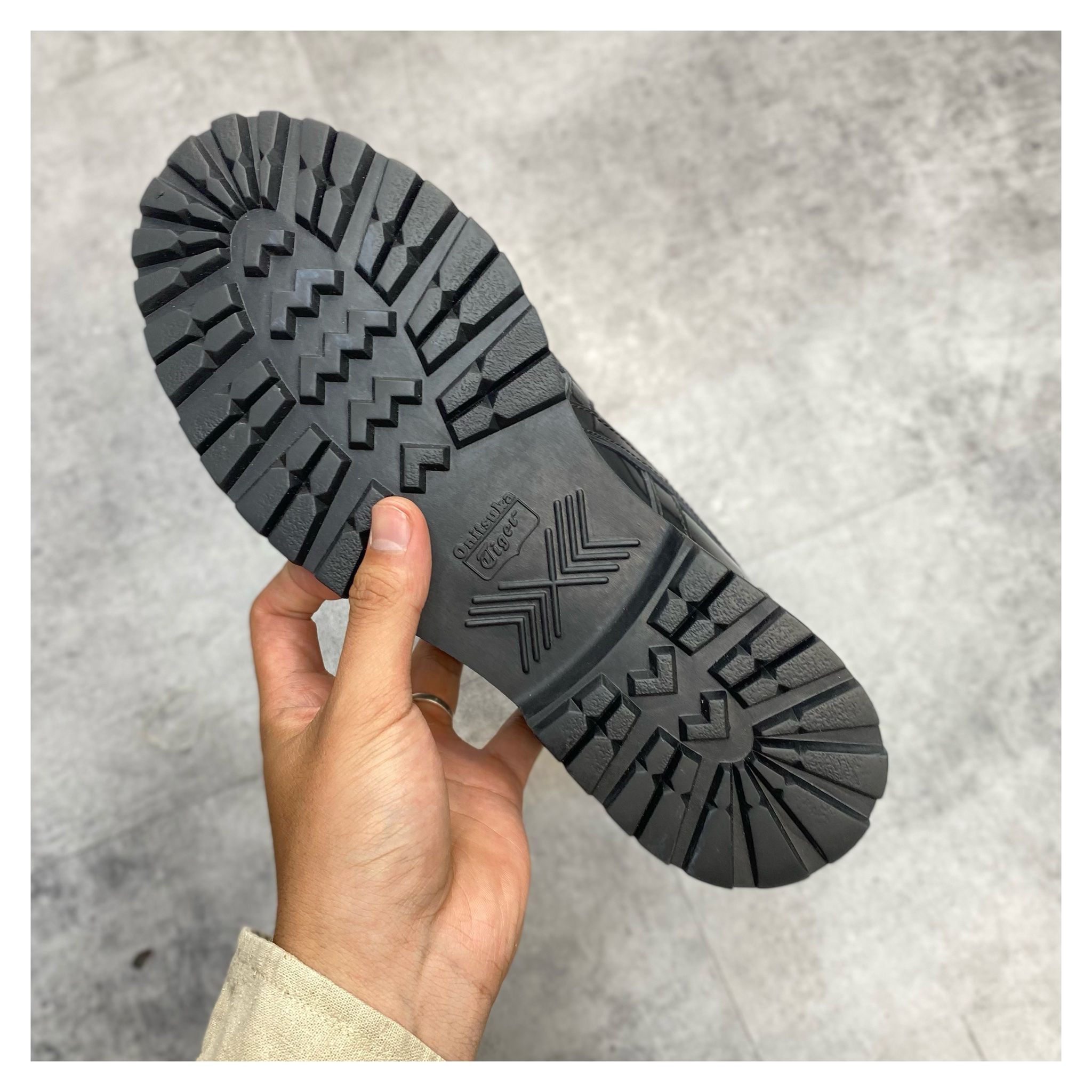 G2h Onitsuka Tiger Mexico Rinkan Boot Black Phantom - Giày bám bụi