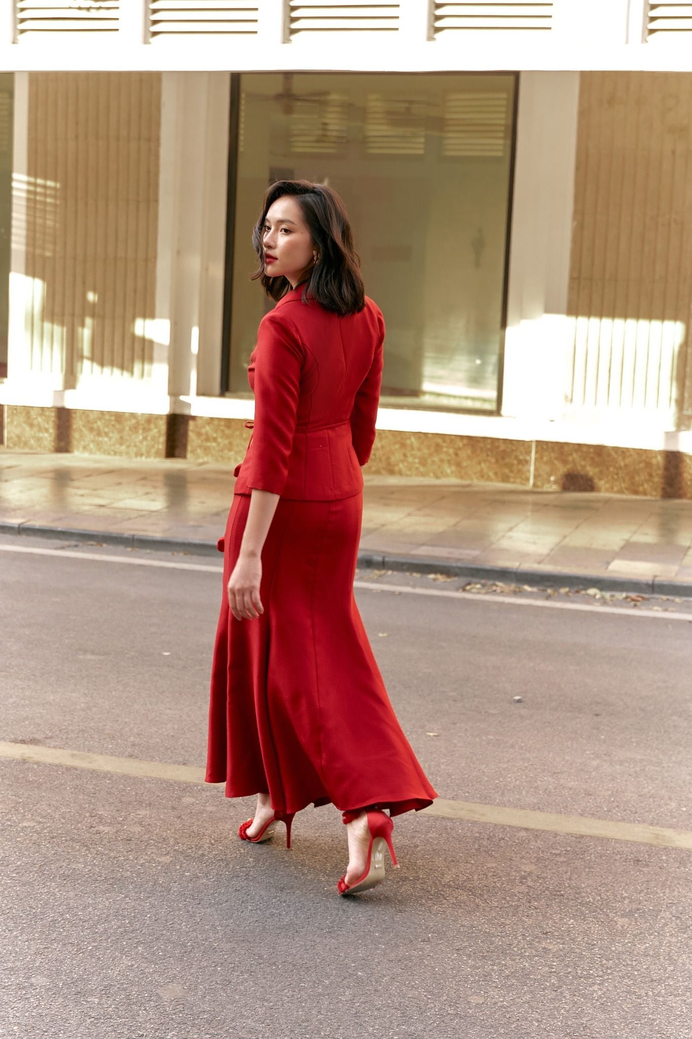 Áo Lê House RUBY LARSON