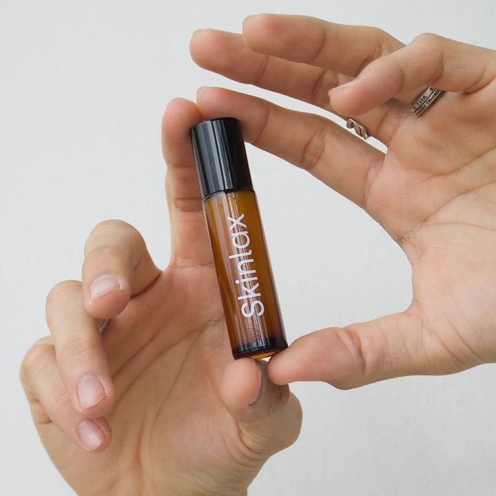 Skinlax Tinh chất dưỡng hồng môi 10mlSkinlax Tinh chất dưỡng hồng môi ...