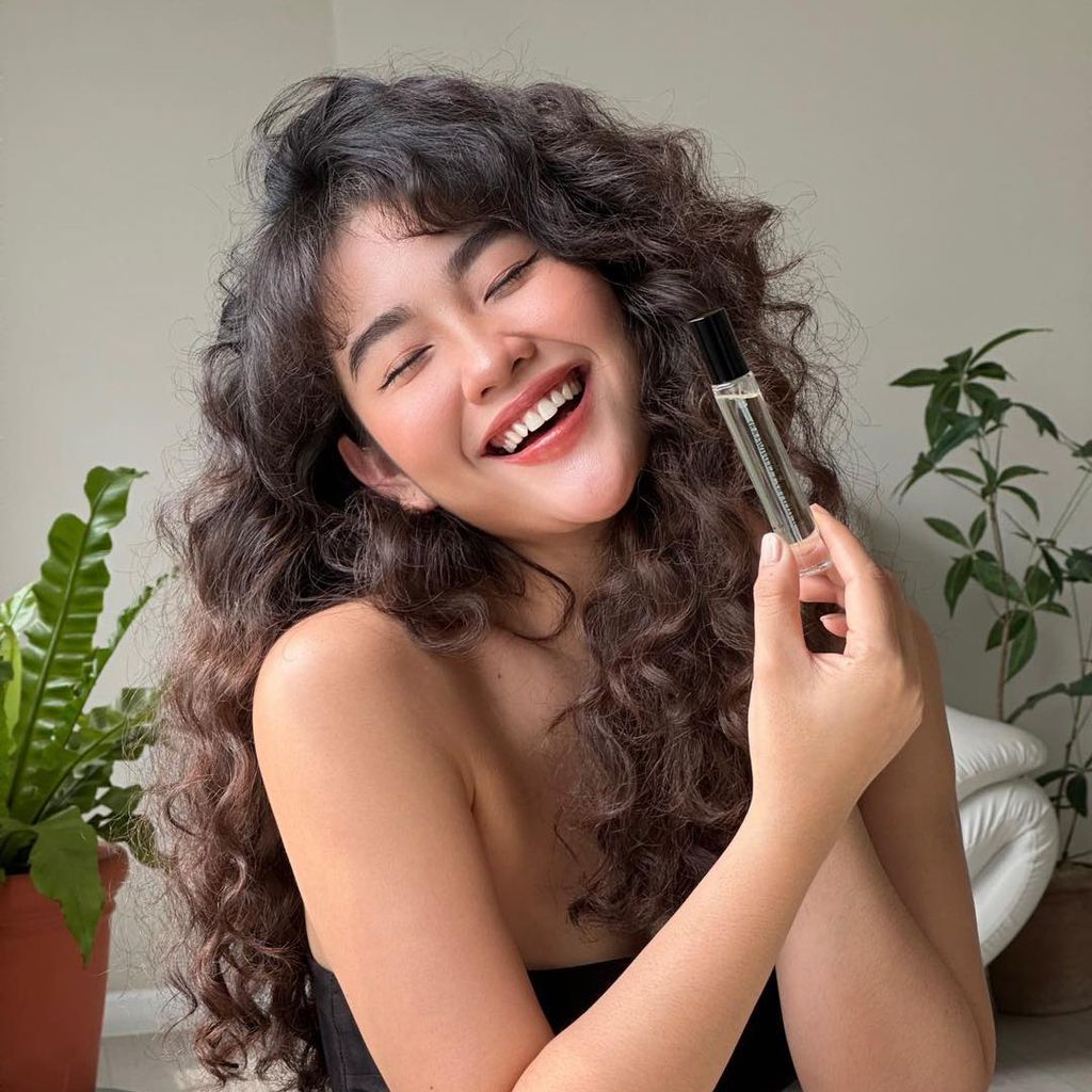 Skinlax Nước hoa tóc & cơ thể hương Rose Bouquet 10mlSkinlax Nước hoa ...