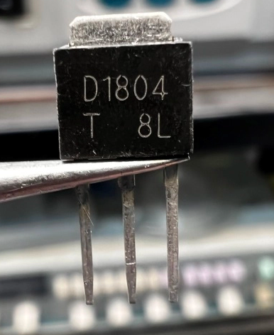 Linh kiện Transistor 2SD1804 D1804 1804 NPN 8A 50V TO 251