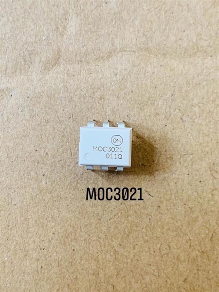Opto MOC3021 3021 mới chính hãng 100%