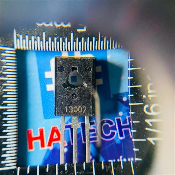Transistor 13002S 3DD13002 3DD13002S 13002 NPN 1.2A 400V