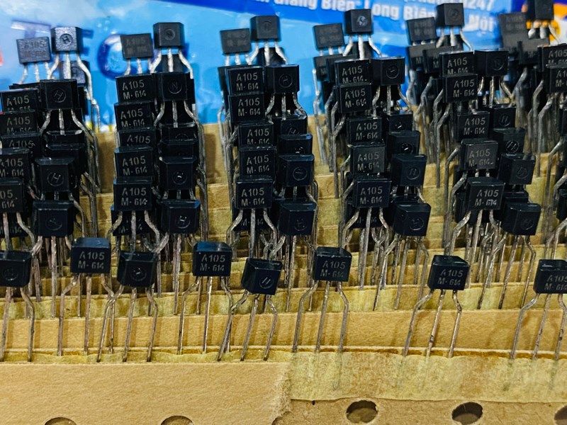 Túi 20 chiếc Transistor Cắm KRA105M A105M 2SA105 A105 100mA 50V TO-92