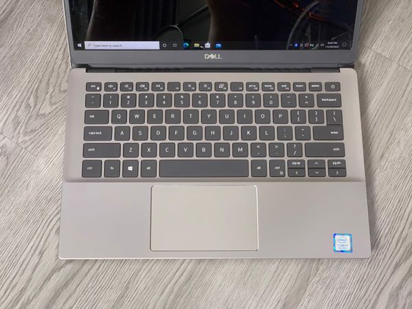 Laptop Dell Latitude 3301 Intel Core i7-8565U Ram 8Gb SSD 512Gb 13.3in