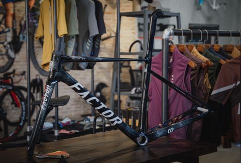 FrameSet – ChinPhoCycleVietNam