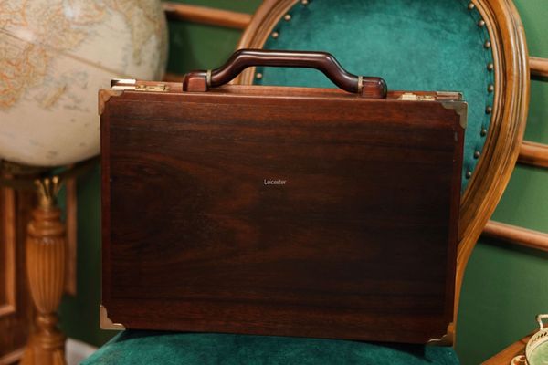 Vali Gỗ Vintage – Leicester