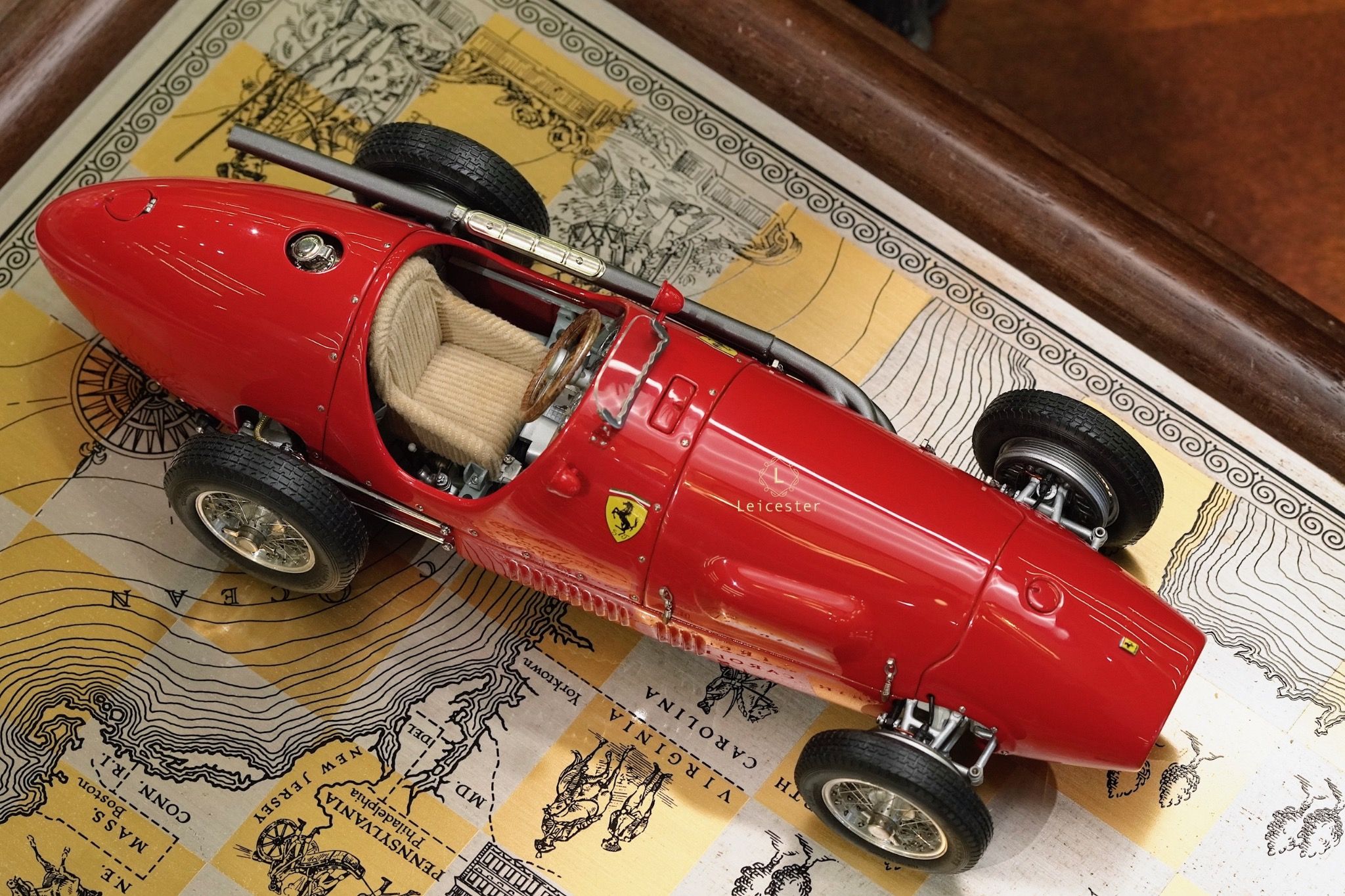 Ferrari 500 F2 1953 Der Doppelweltmeister 1/18 CMC GERMANY – Leicester