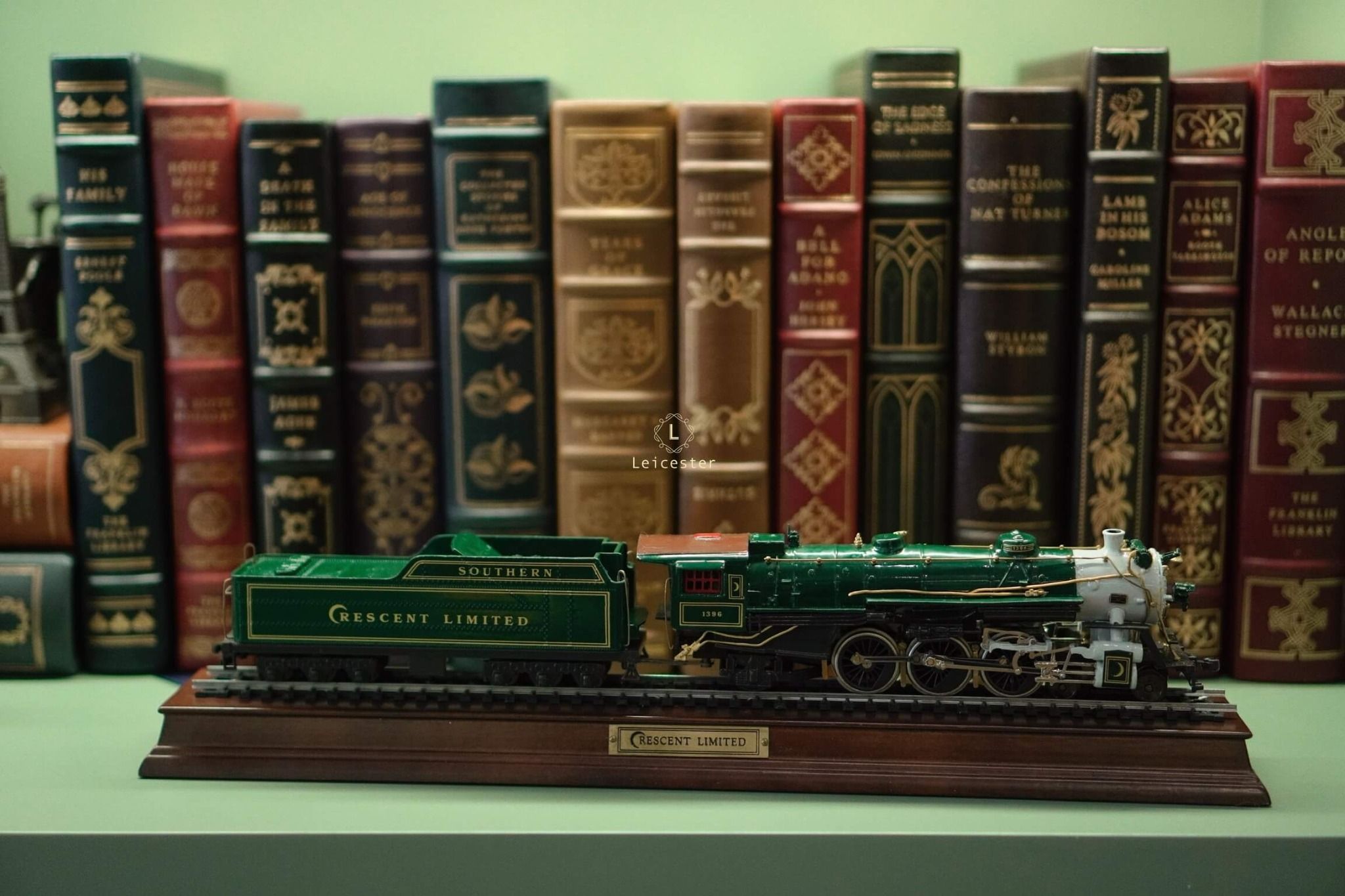 The Crescent Limited – Leicester