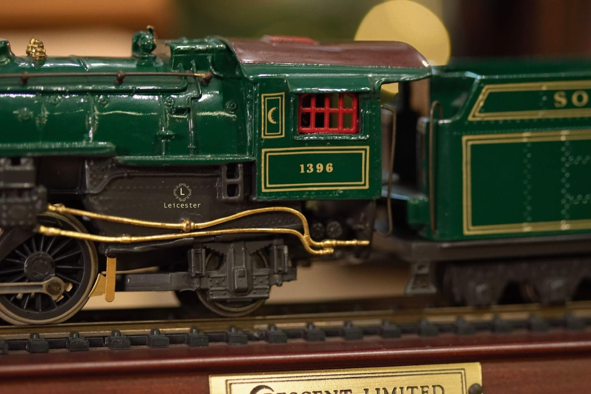 The Crescent Limited – Leicester