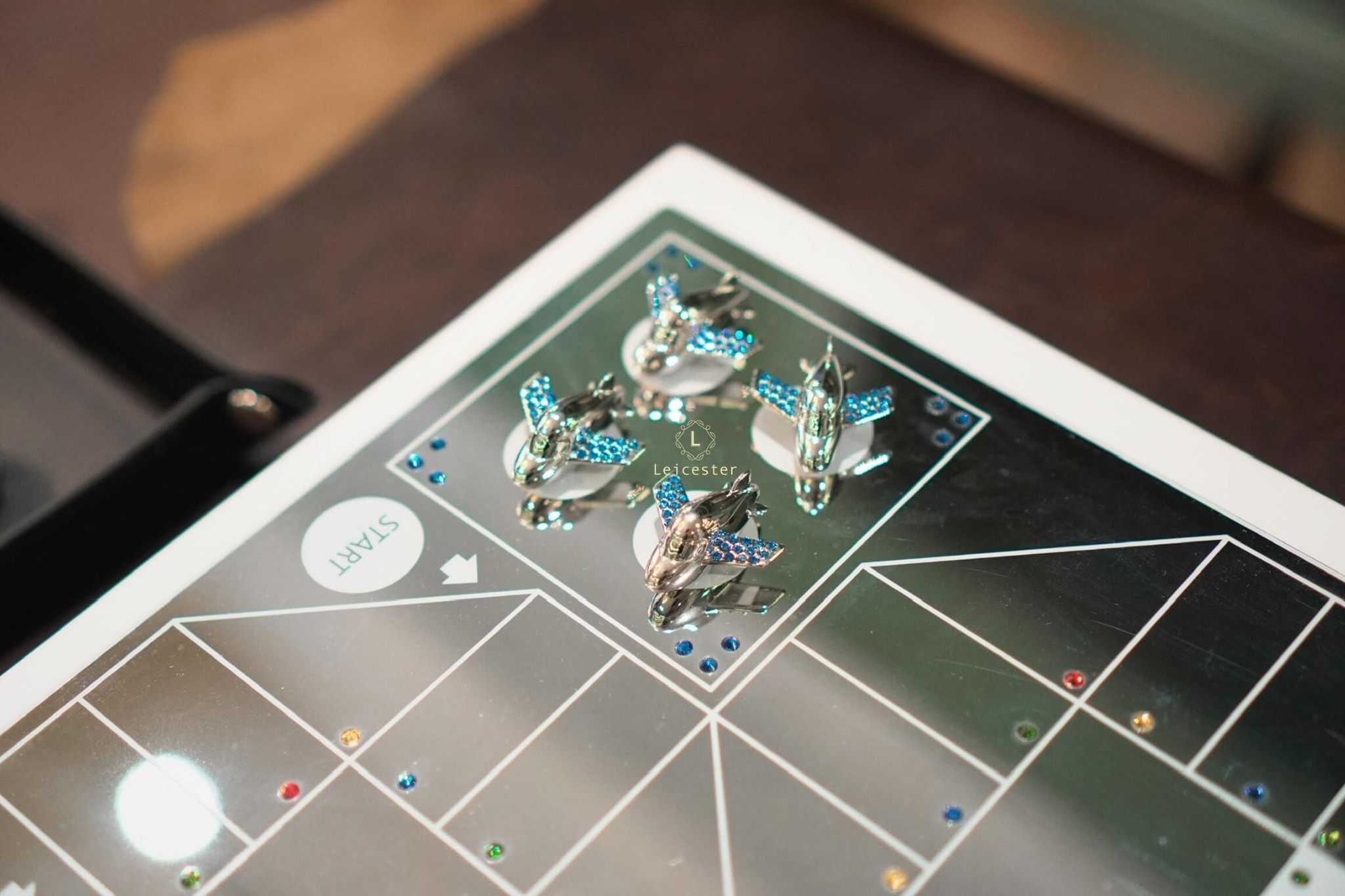 Swarovski Flying Chess Set Mint – Leicester