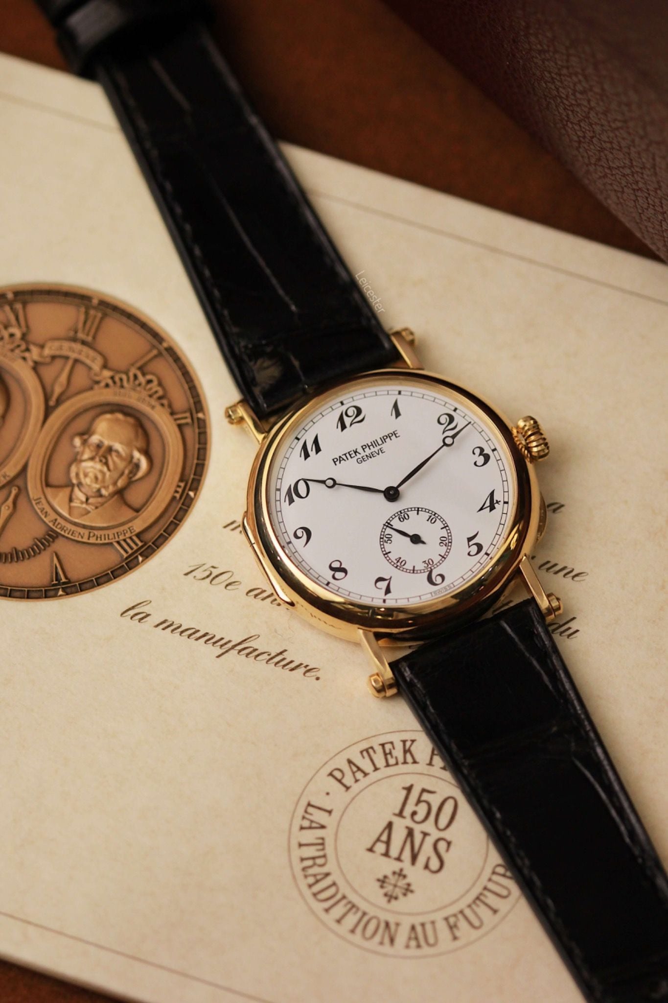 PATEK PHILIPPE OFFICER CALATRAVA 3960 – Leicester