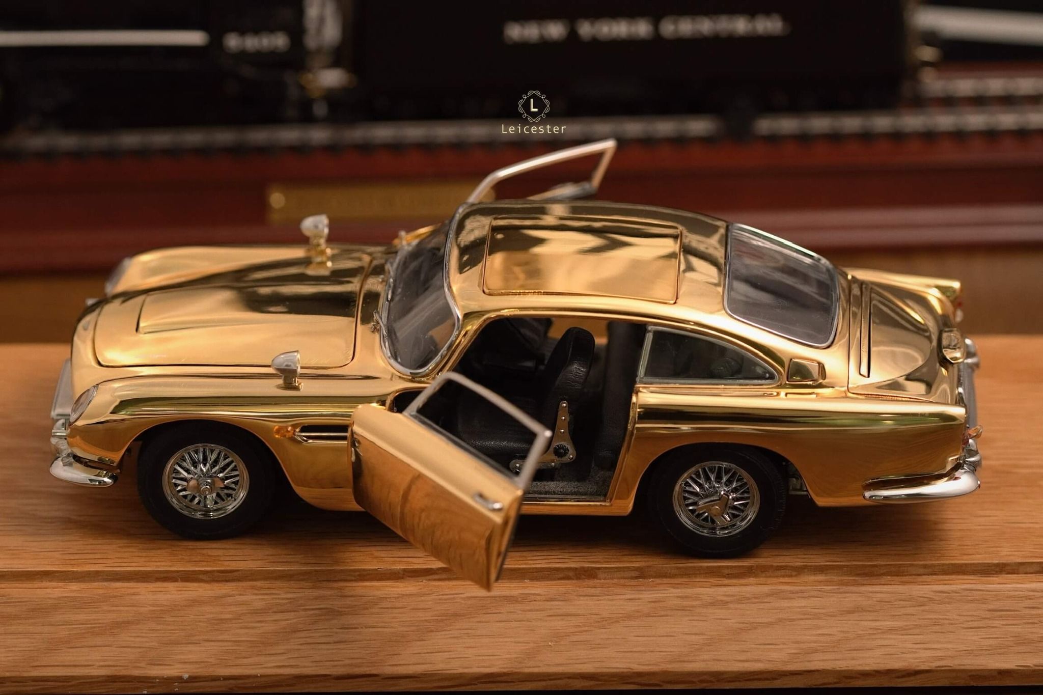 The James Bond 007 Aston Martin DB5 – Leicester