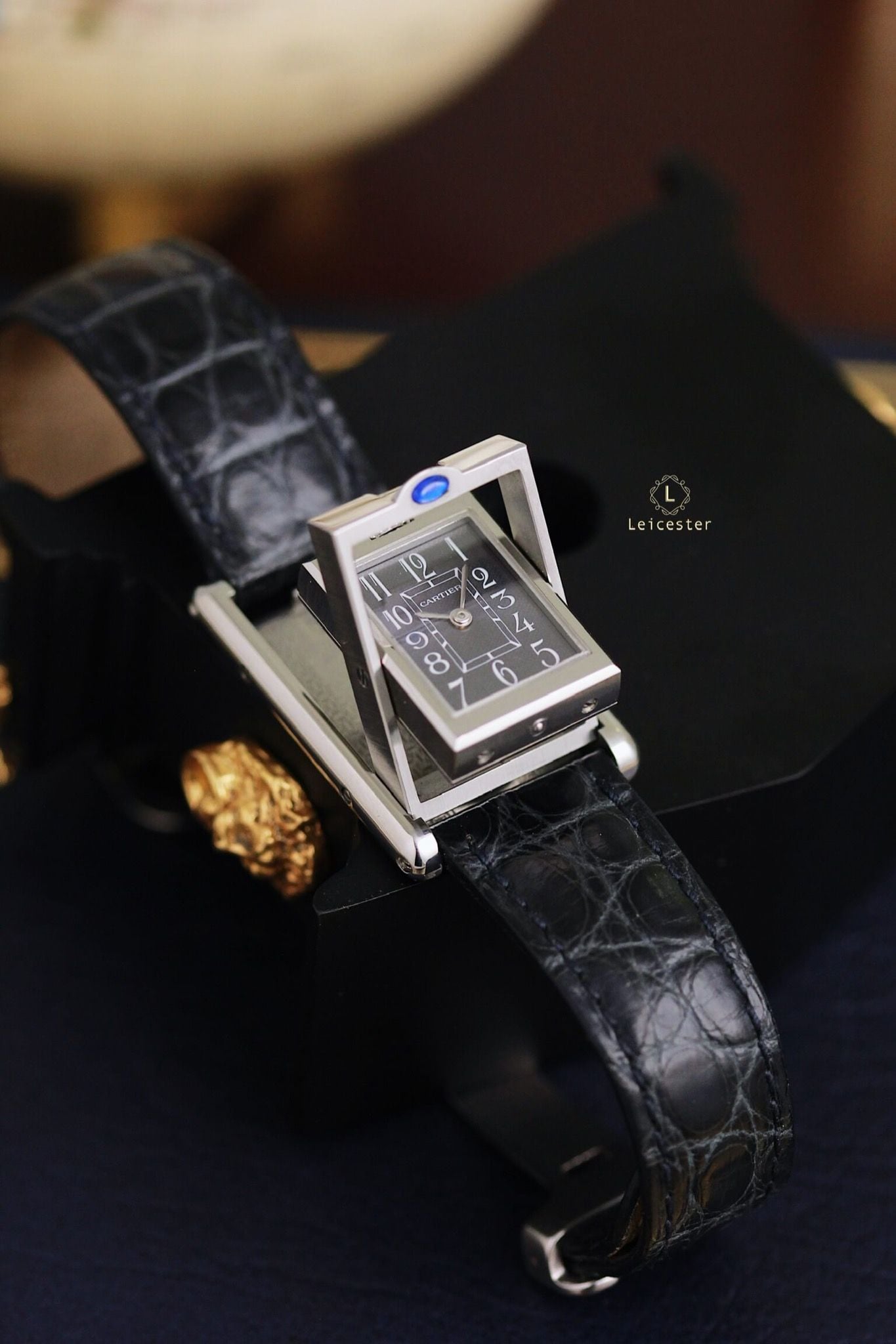 CARTIER TANK BASCULANTE REF 2386 ARABIC – Leicester