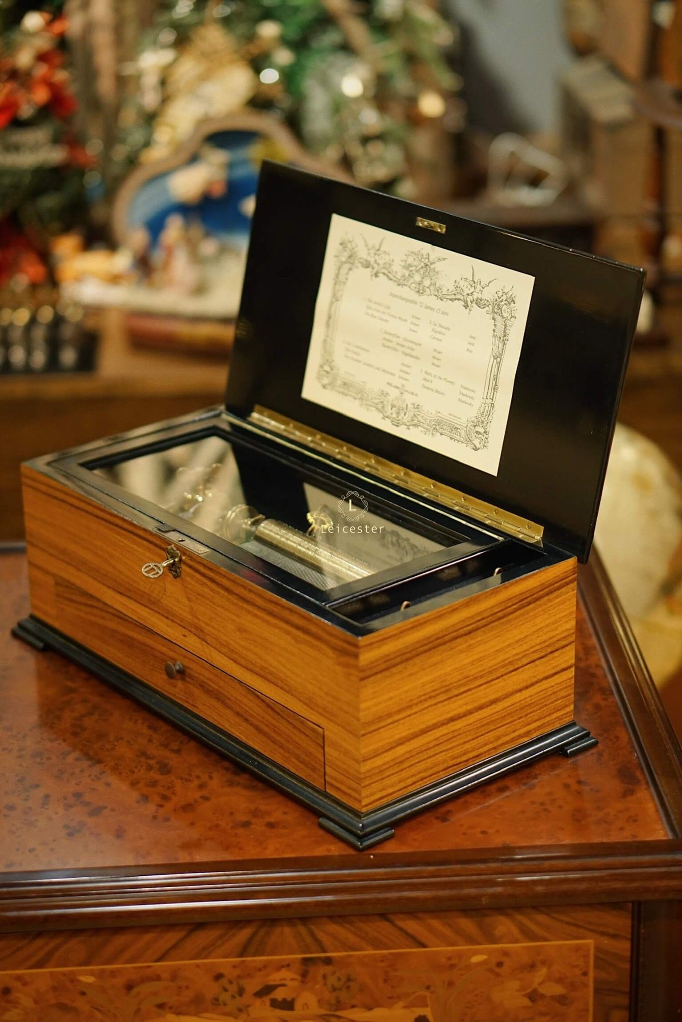 Rương nhạc Reuge 72 notes Limited Edition – Leicester