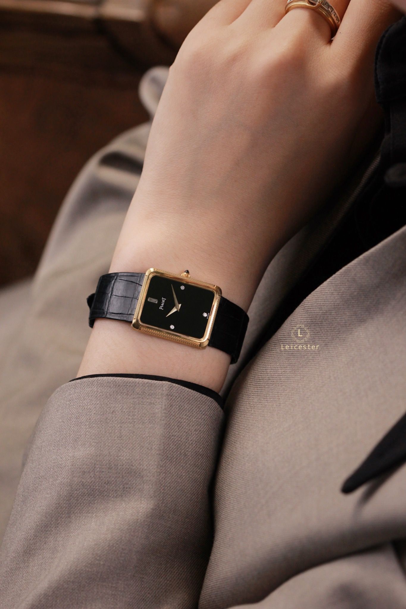 Piaget Tank Onyx Dial – Leicester