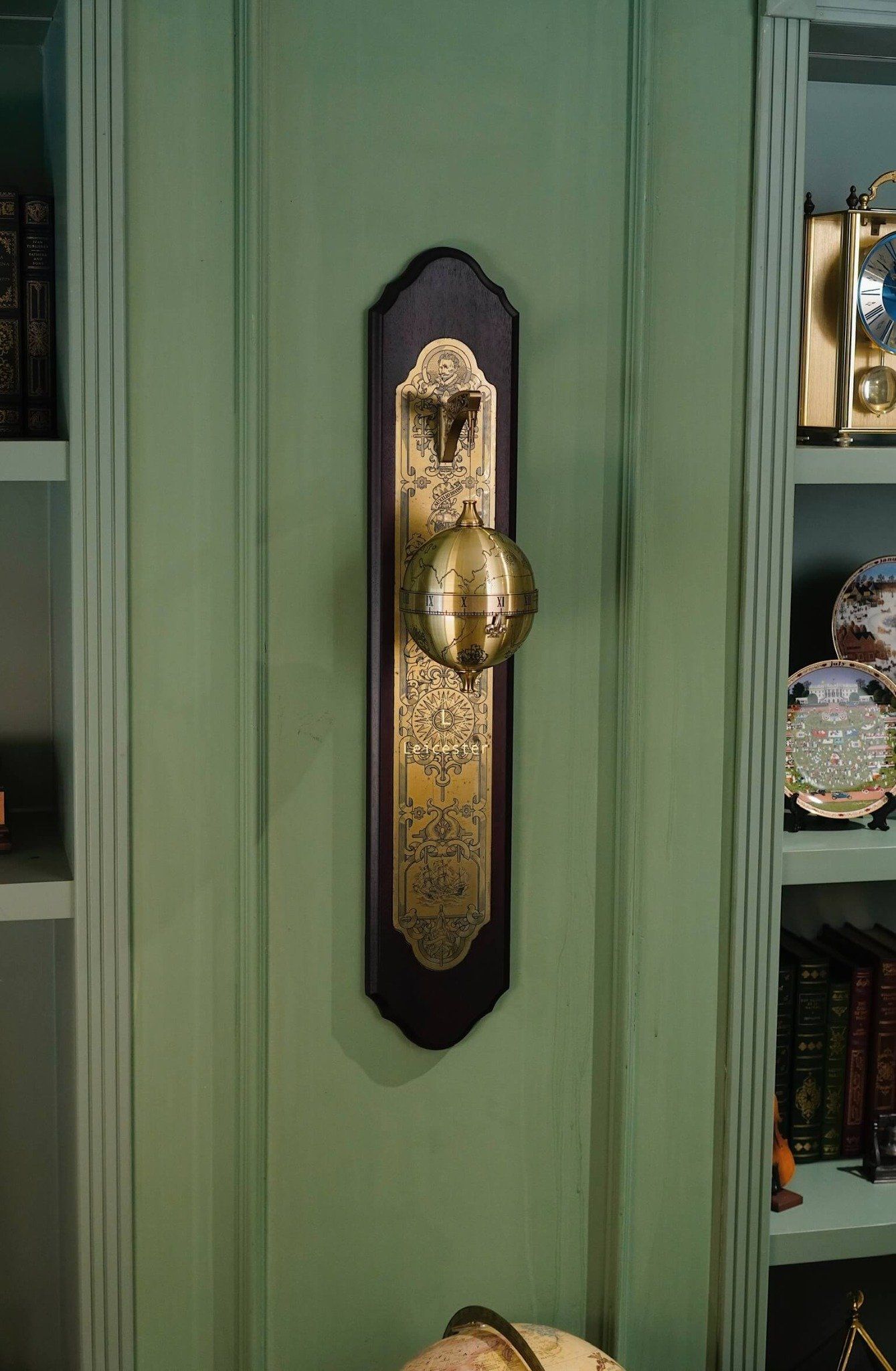 The Sir Francis Drake Falling Ball Clock – Leicester