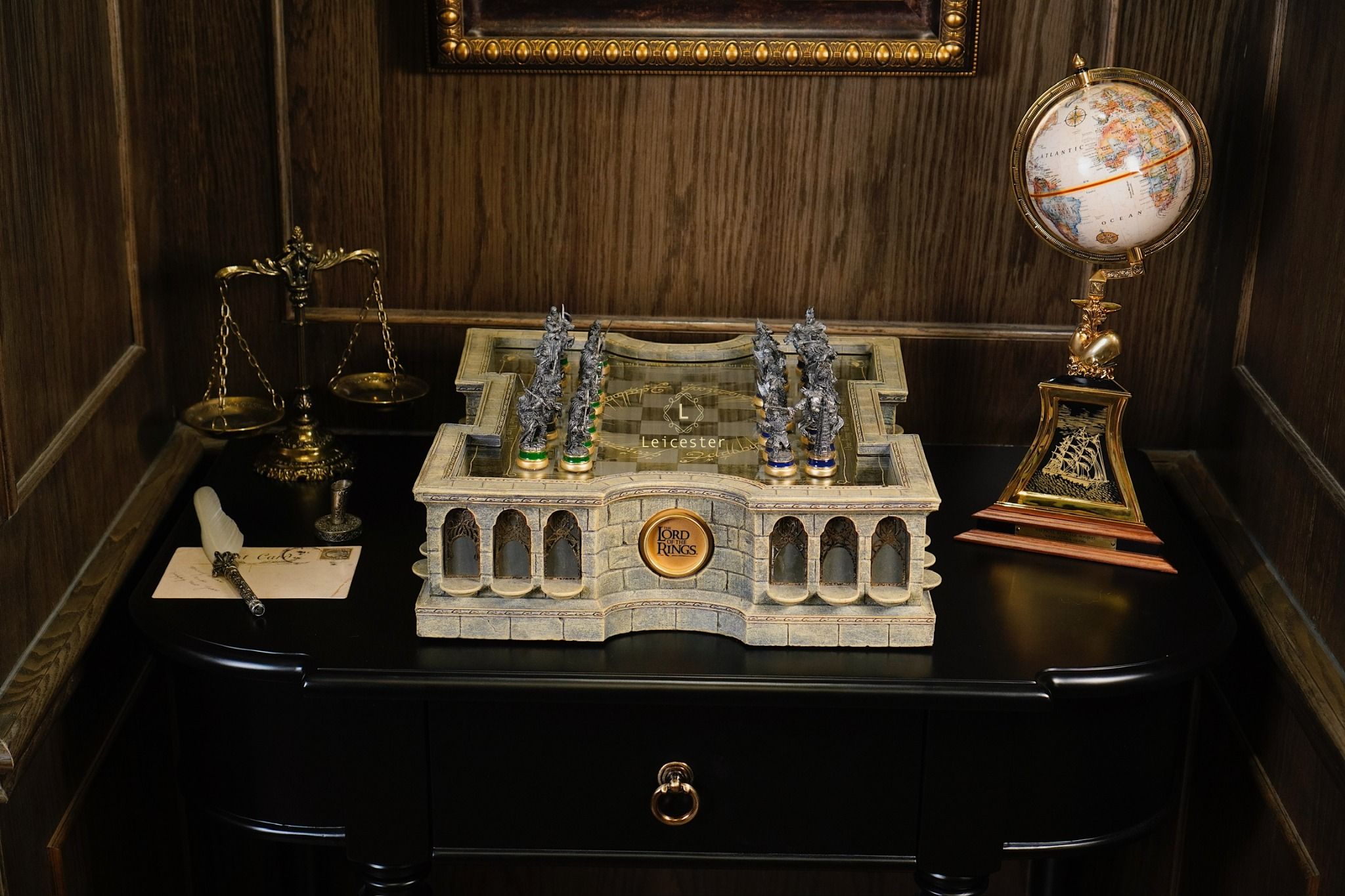 The Lord Of Rings Chess Set – Leicester