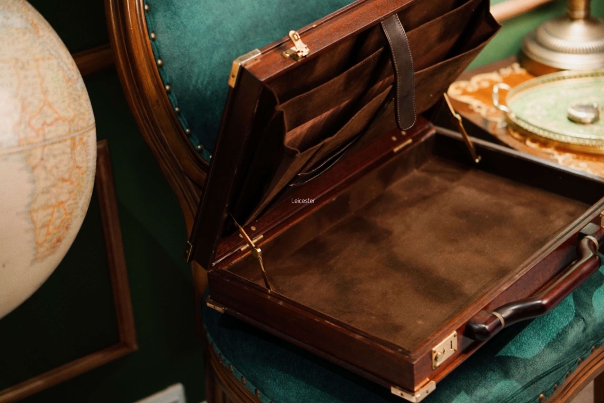 Vali Gỗ Vintage – Leicester