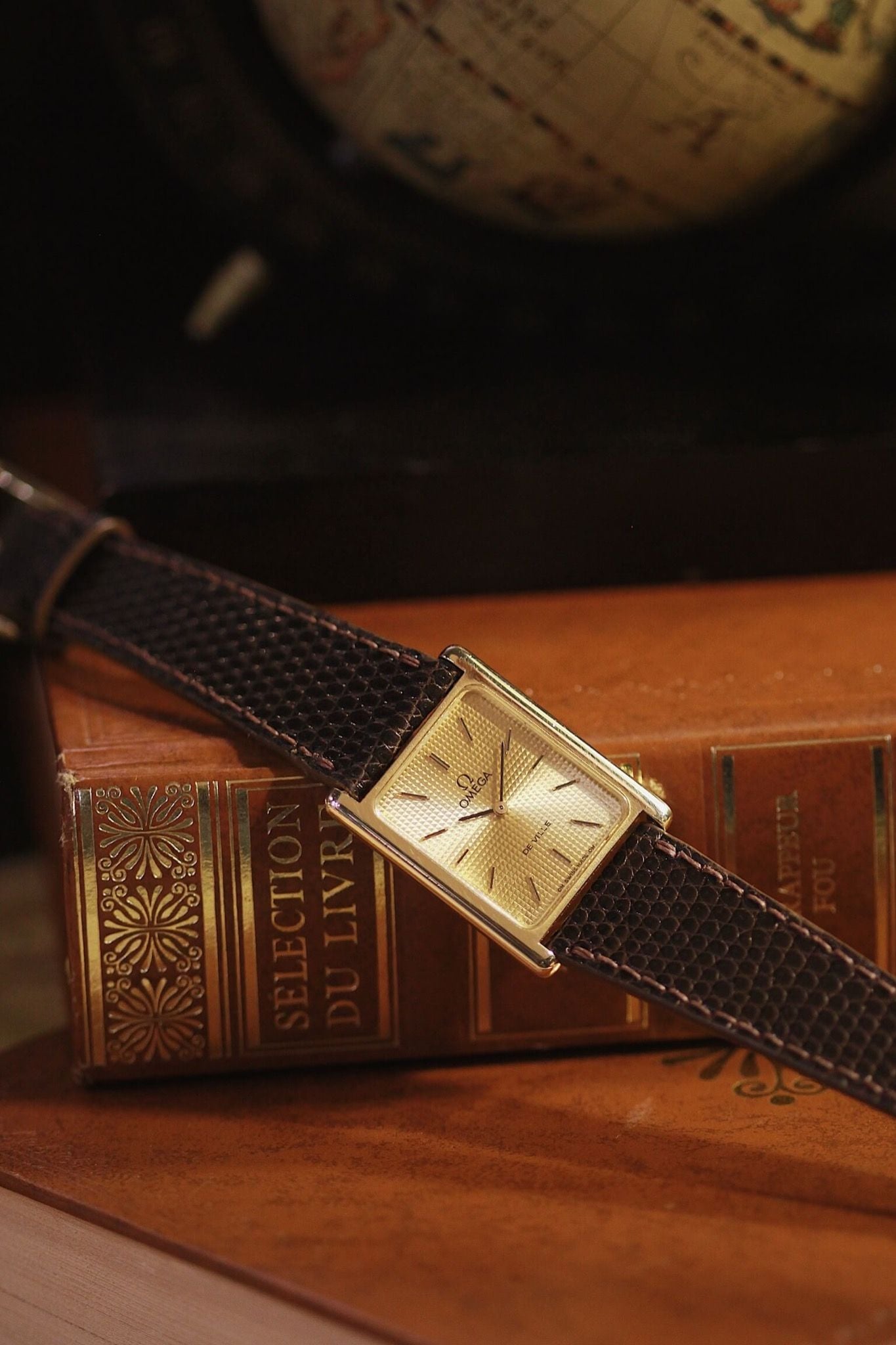 OMEGA De Ville Tank 18K Gold Solid Ref 511 0404 – Leicester