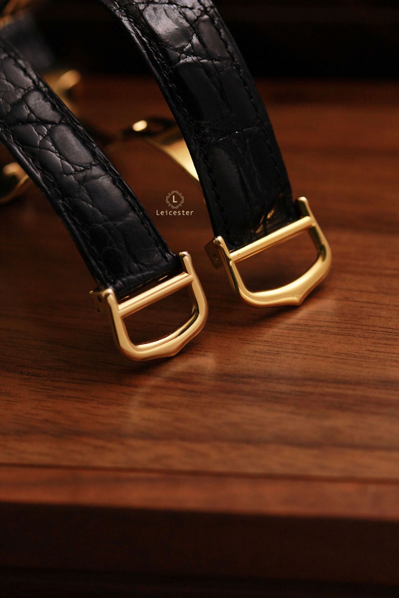 Couple Must De Cartier Tank – Leicester