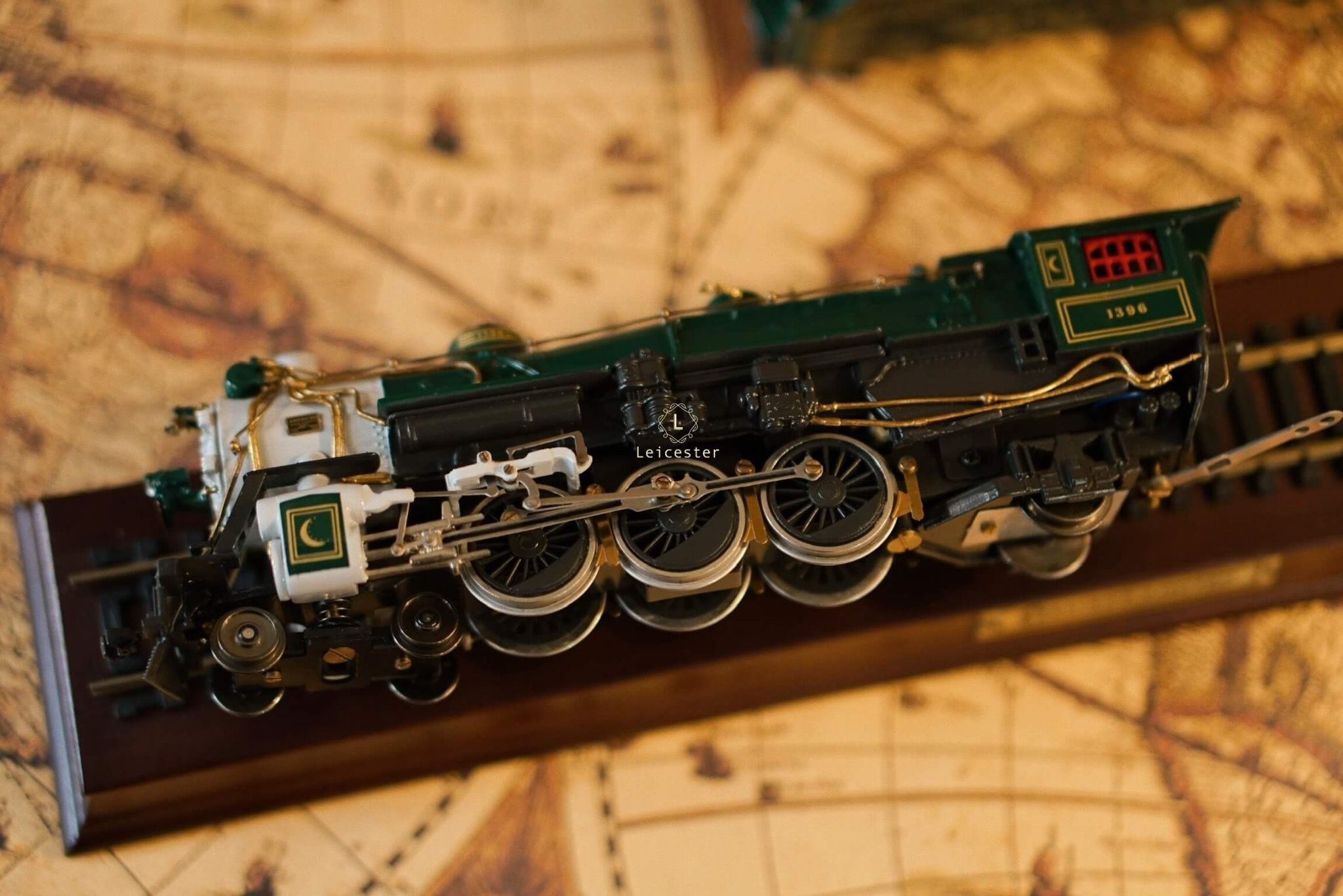 The Crescent Limited – Leicester