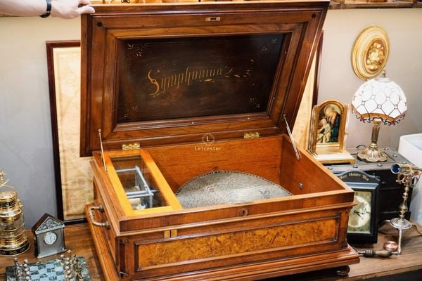Symphonion Music Box – Leicester