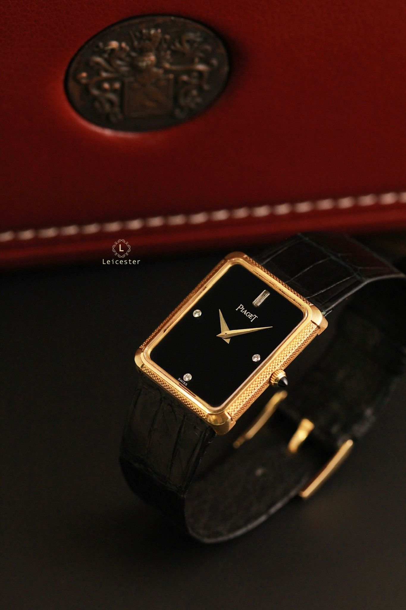 Piaget Tank Onyx Dial – Leicester