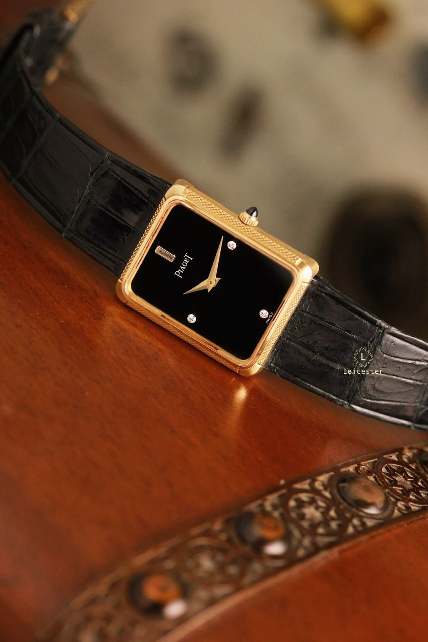 PIAGET Tank Onyx Dial – Leicester