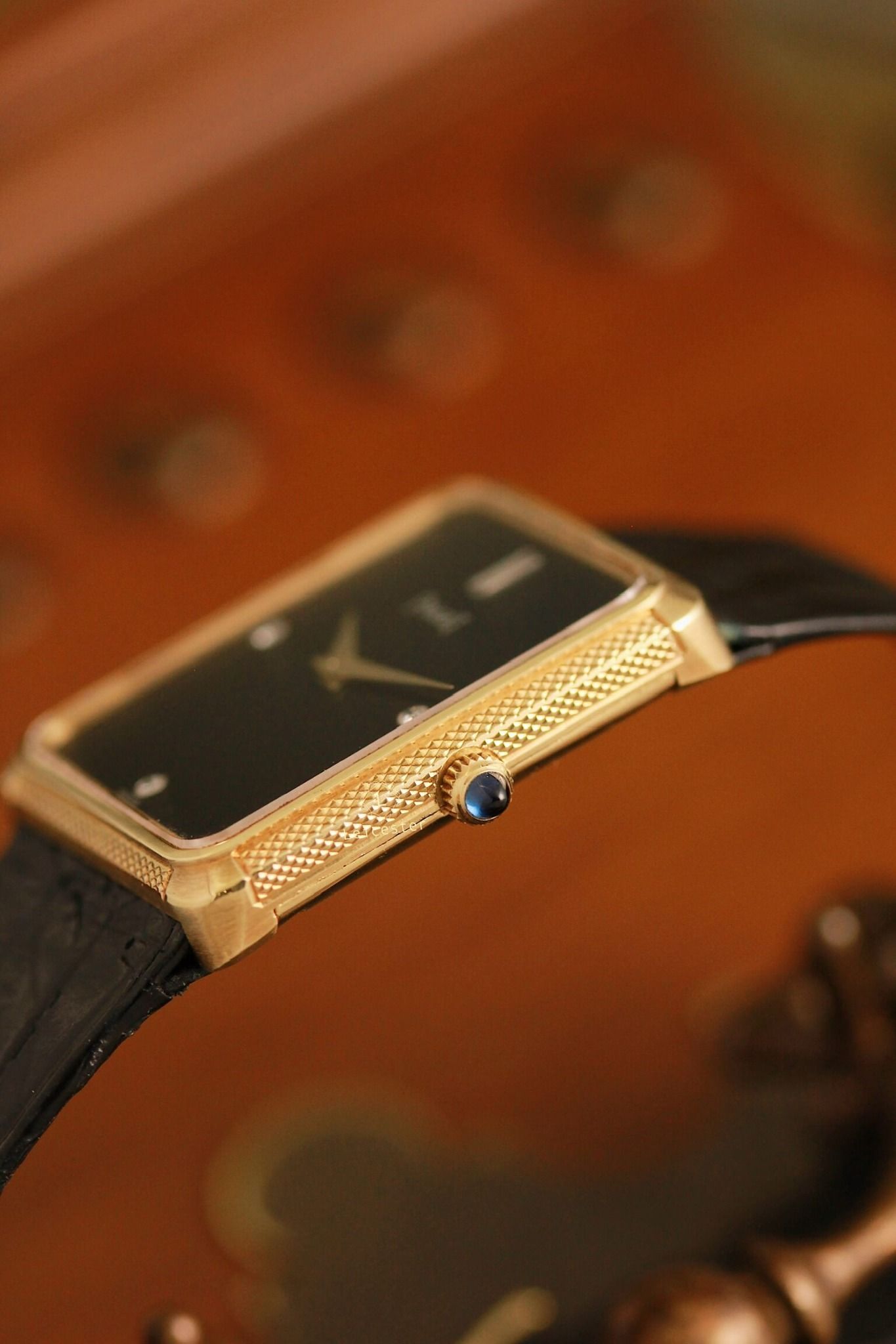 PIAGET Tank Onyx Dial – Leicester