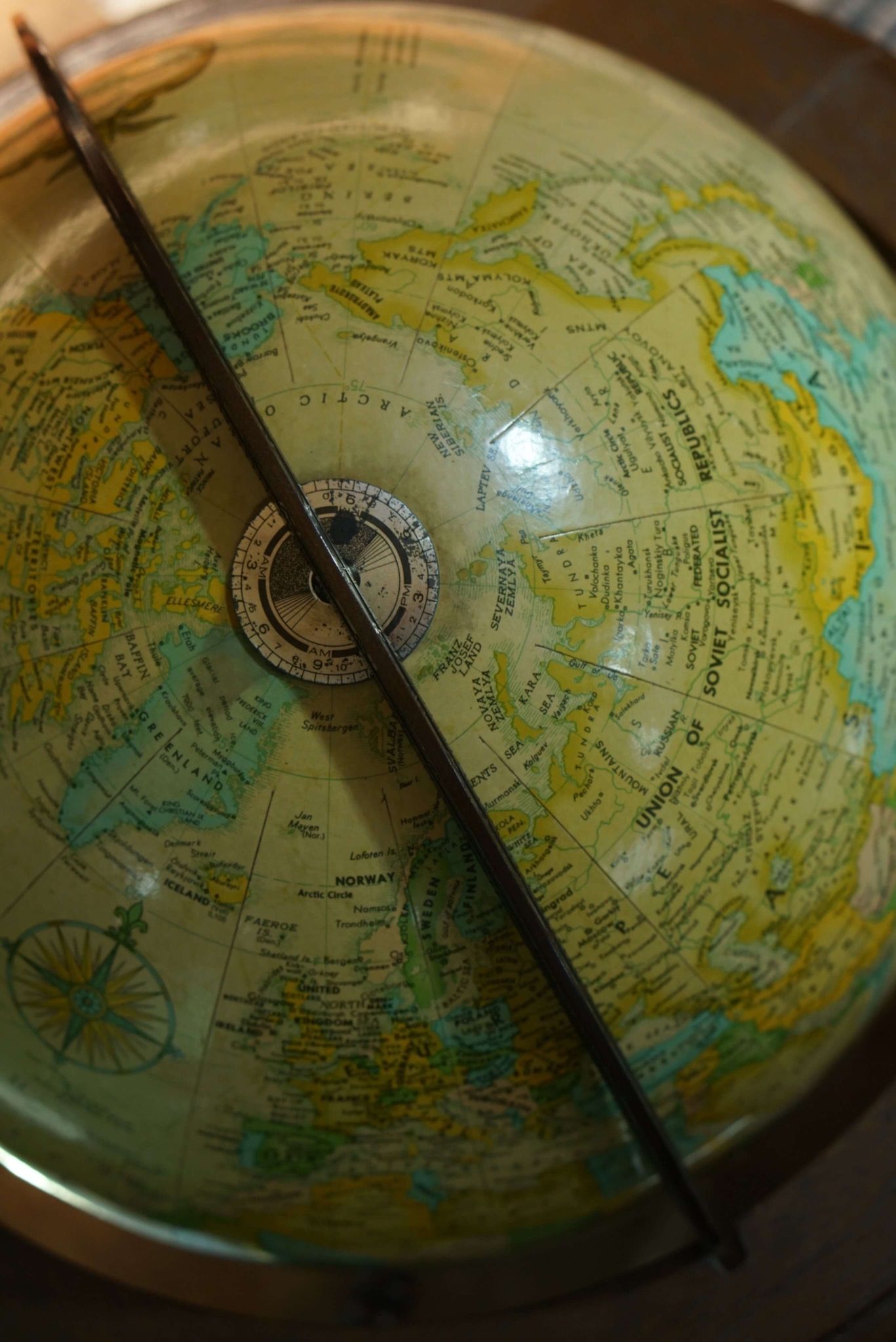 Quả địa cầu Replogle Colonial Globe Thế Giới – Leicester