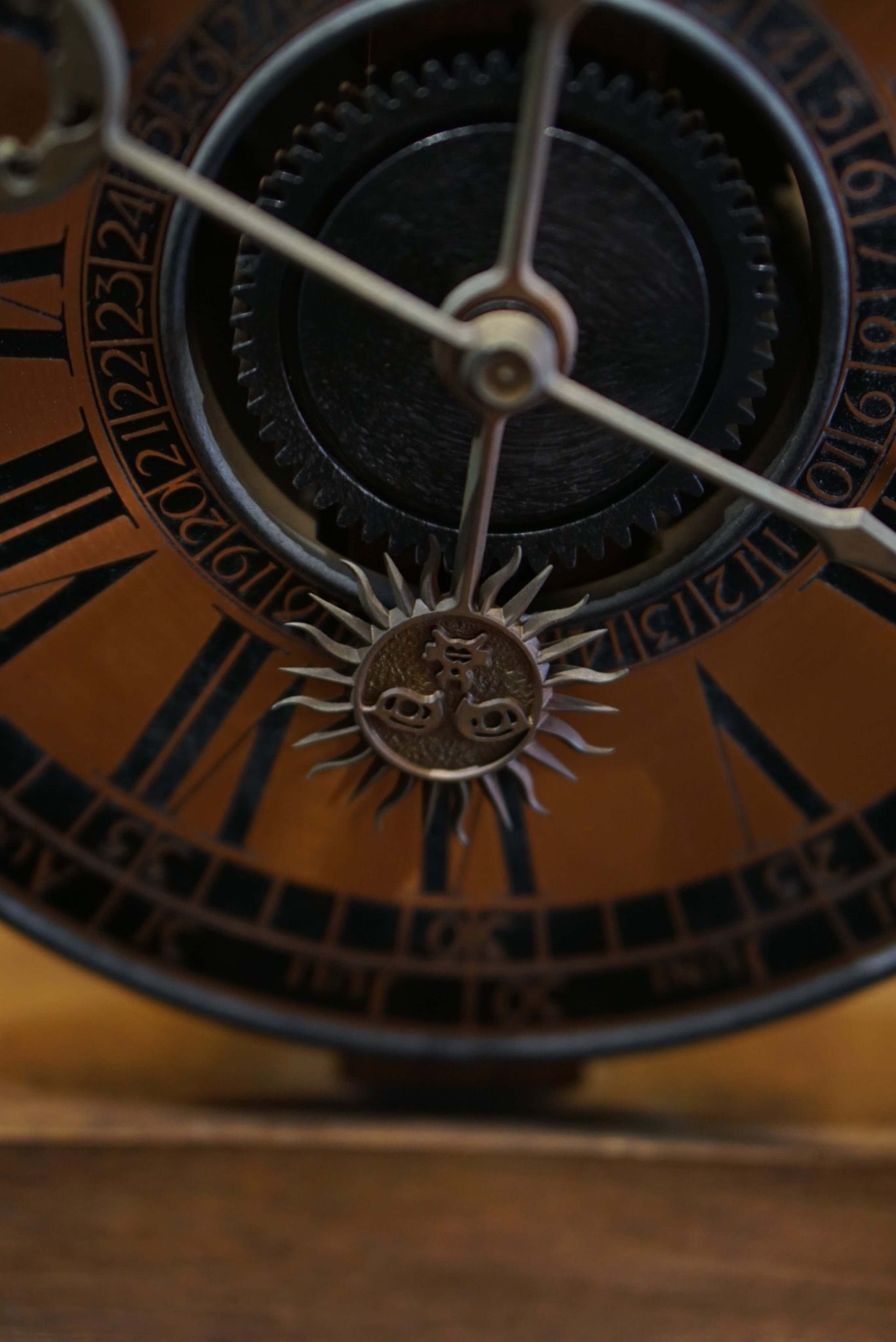 Đồng hồ Tomy GUILD CLOCK cổ điển – Leicester