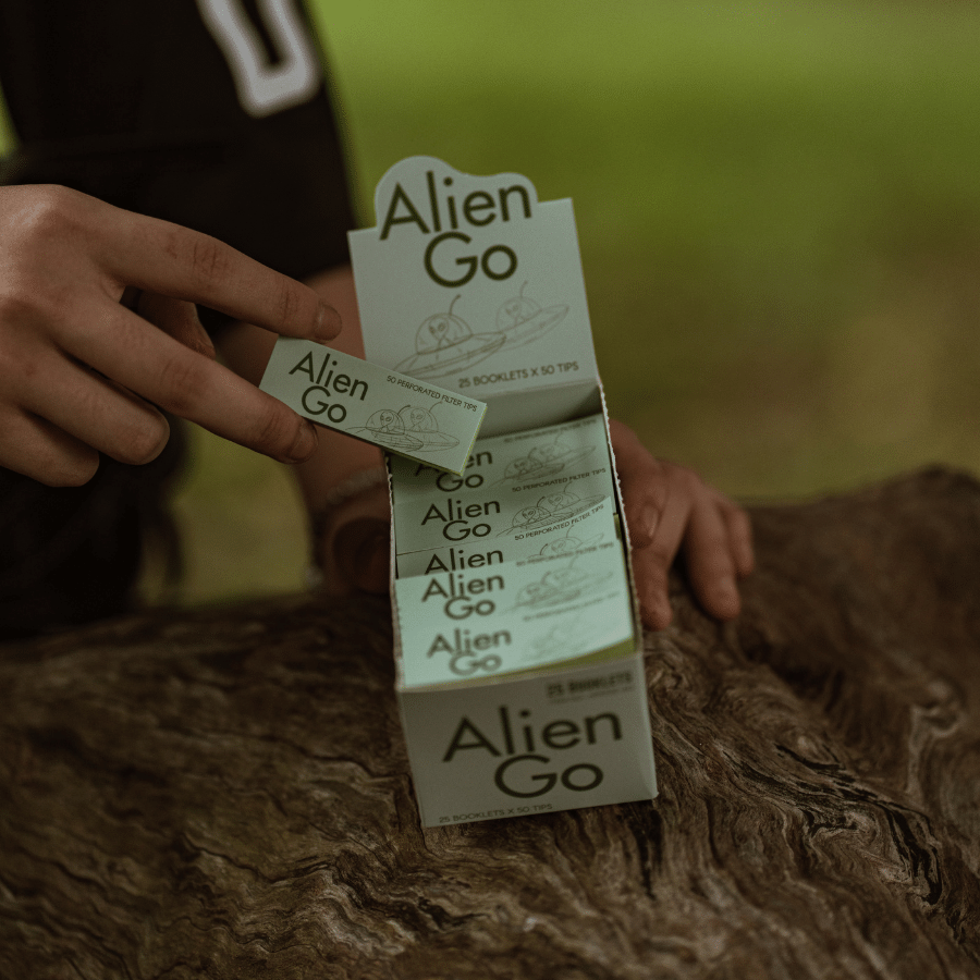 TIPS ALIEN– 420 LAB HEADSHOP