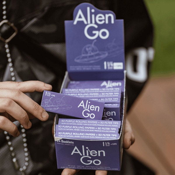 GIẤY CUỐN ALIEN GO NGẮN KÈM TIPS HP4203– 420 LAB HEADSHOP