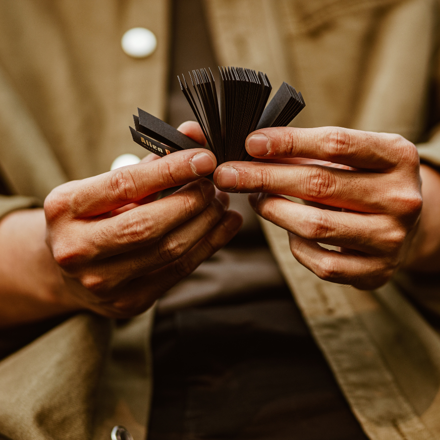 TIPS ALIEN– 420 LAB HEADSHOP