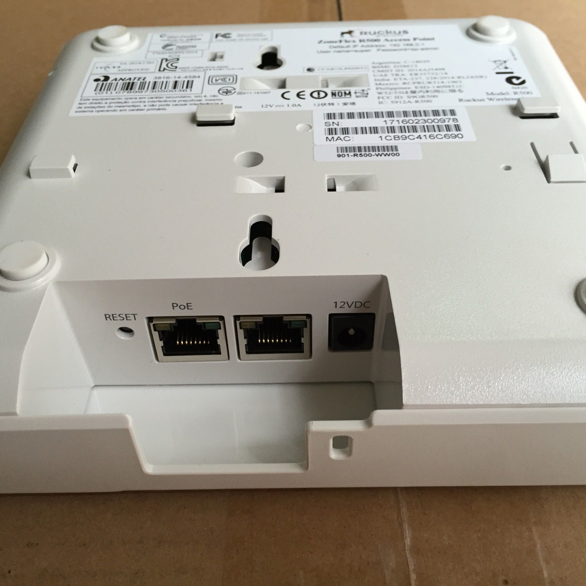 Ruckus ZoneFlex R500– PHÂN PHỐI WIFI CHUYÊN DỤNG CHÍNH HÃNG