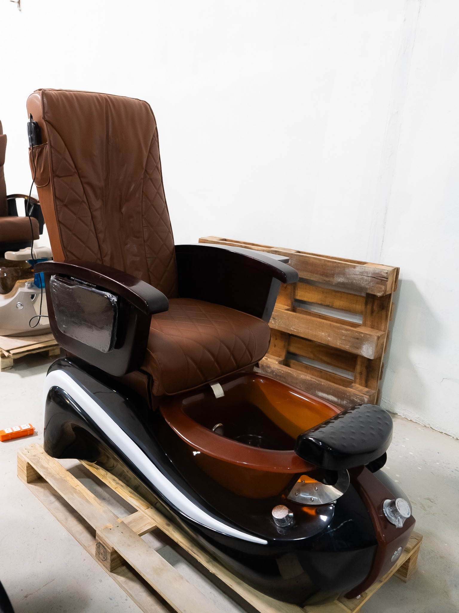 Ghế pedicure làm nail có mát xa có bồn ngâm MS 02Ghế pedicure làm nail ...